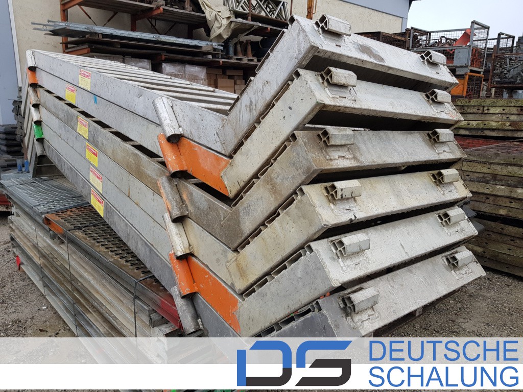 Bosta 70 Gerüsttreppe mit Innen- und Aussengeländer